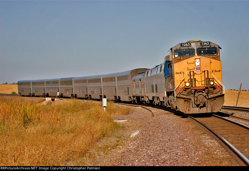 UP 7263 leads Amtrak No. 6(30)